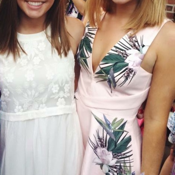 Stylestalker | Dresses | Stylestalker Deep V Cocktail Dress | Poshmark